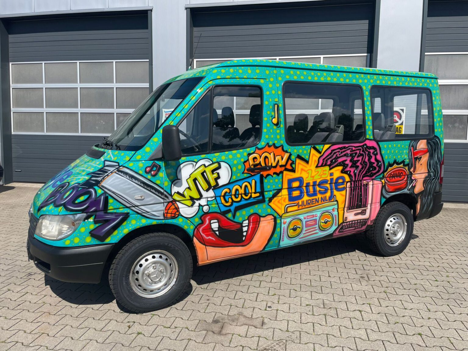 Mercedes Sprinter BOOM-BUS | 123busjehuren.nl